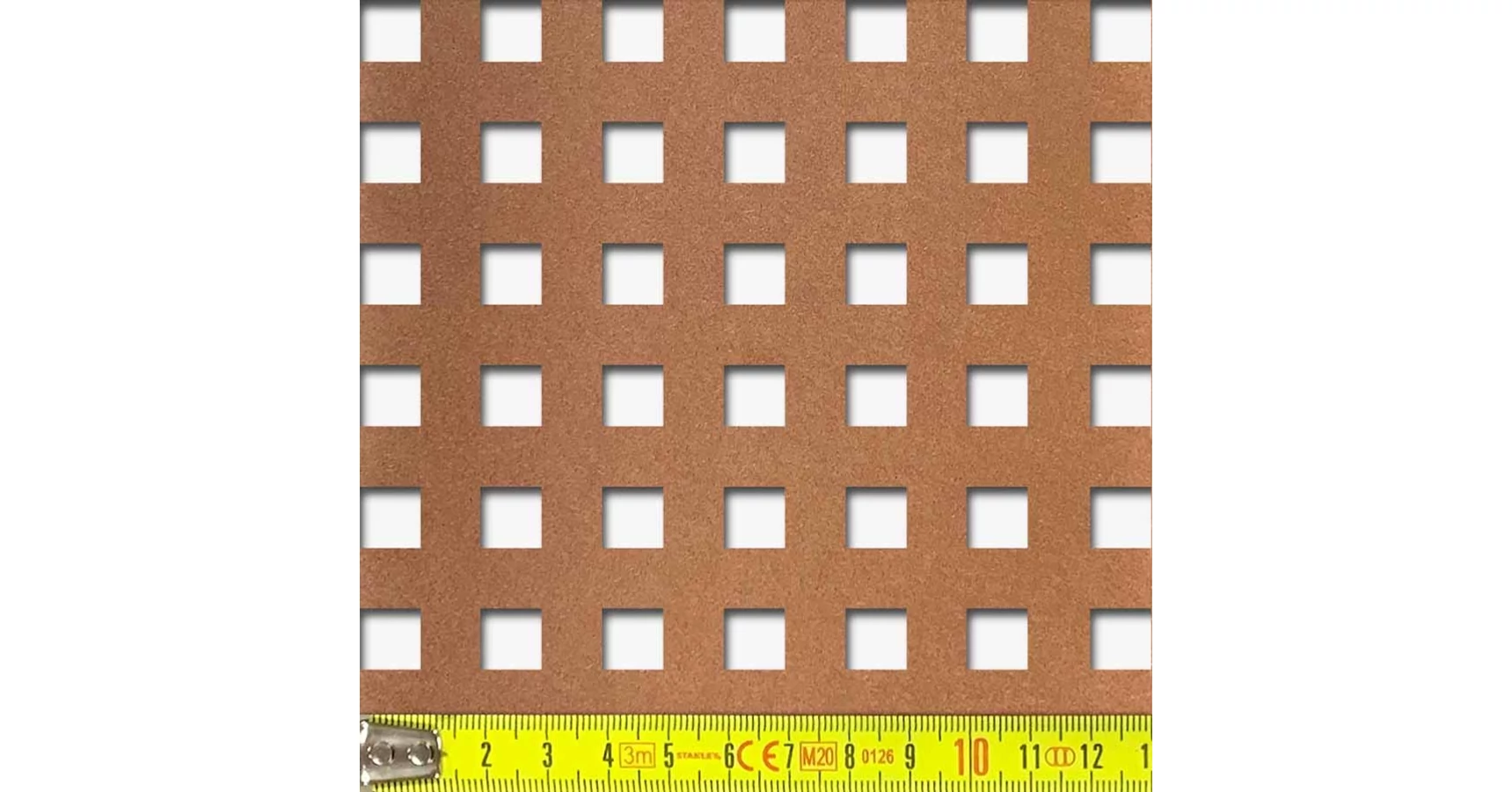 Perforált lemez natur MDF4 QUADRO 10-20 perforációval 1520x850x4mm ...